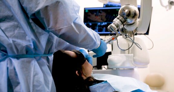 Yomi robotic system gains ground in dentistry