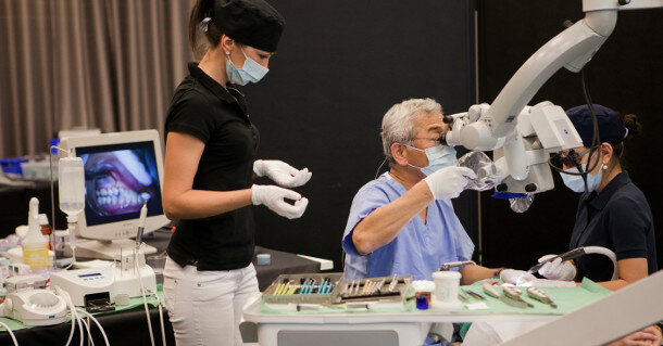 DT News - International - First-class endodontics in 3-D