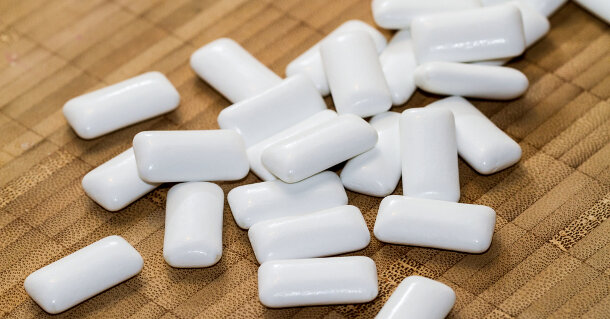 DT News - MEA - Most sugar-free chewing gums in Middle East lack clear ...