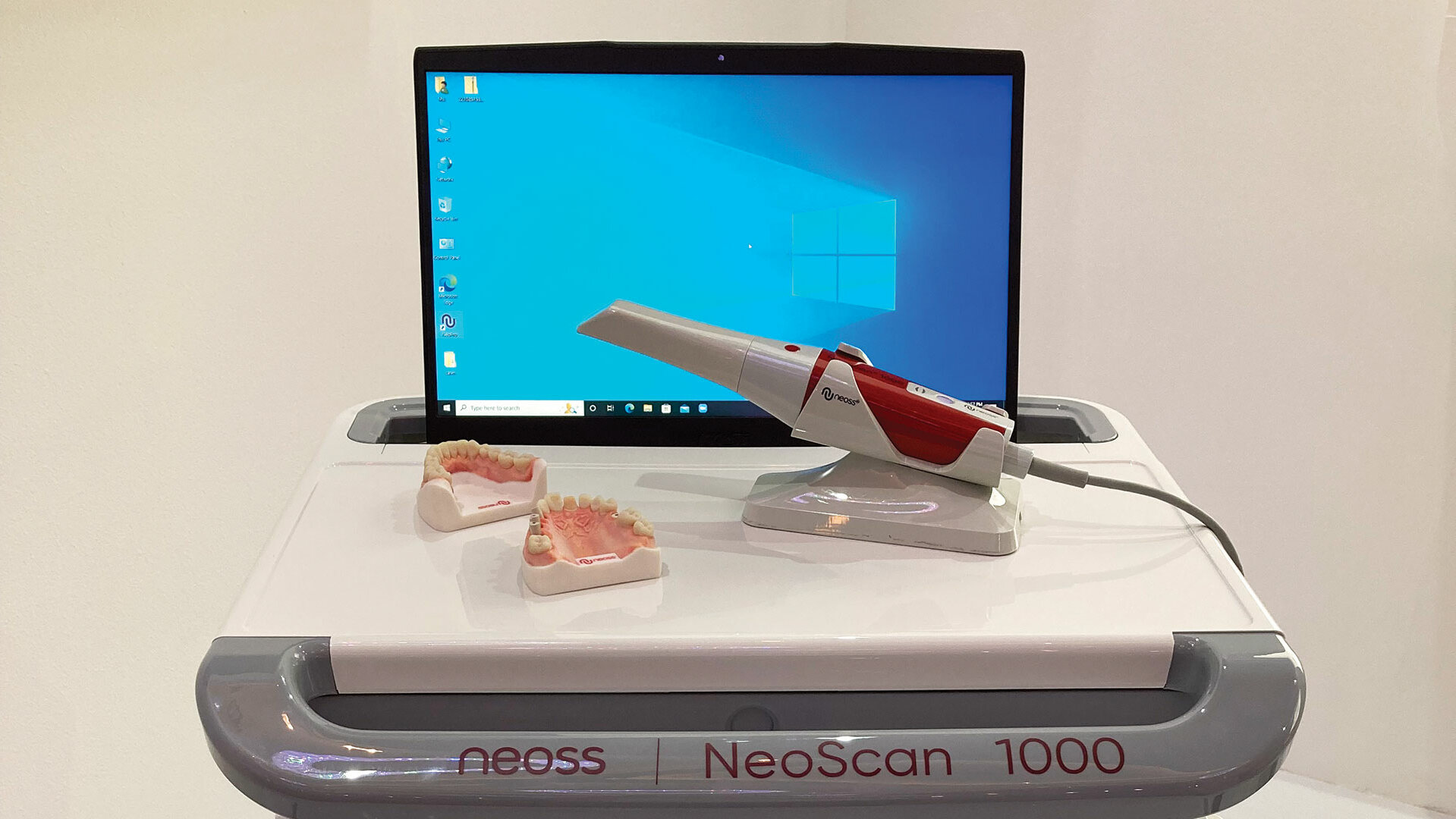 Dental News - Neoss Group reveals its brand new, easy-to-use intraoral ...