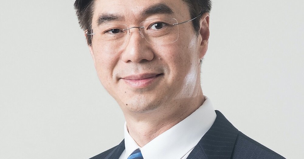 People - Dr Eric Kang Ting - Dental Tribune International