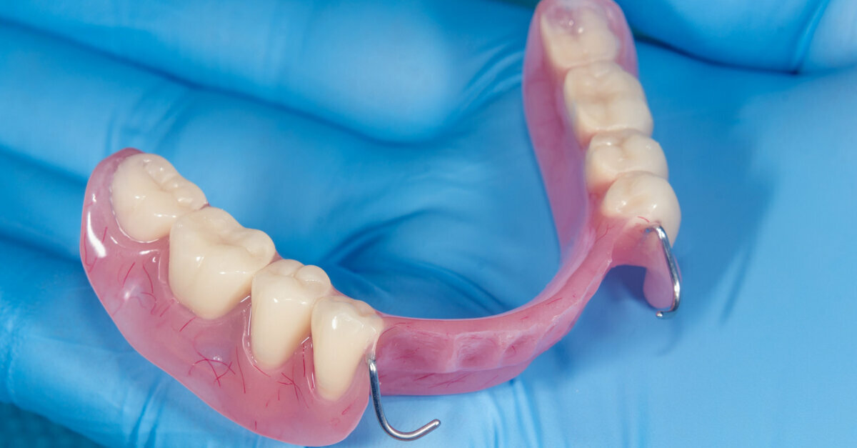 DT News - UK - Dr Graham Stokes teaches dentists how to “provide stable ...