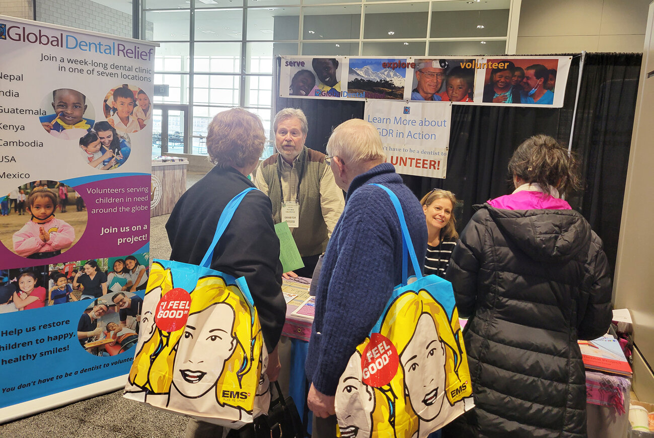 Chicago Dental Society Midwinter Meeting kicks off – bluereo inc.