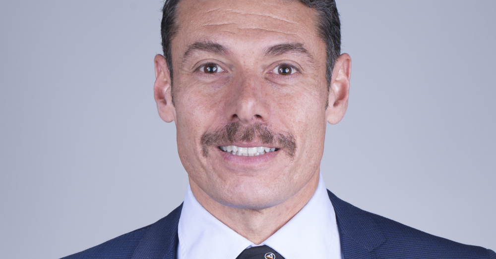 People - Dr Marco Valenti - Dental Tribune International