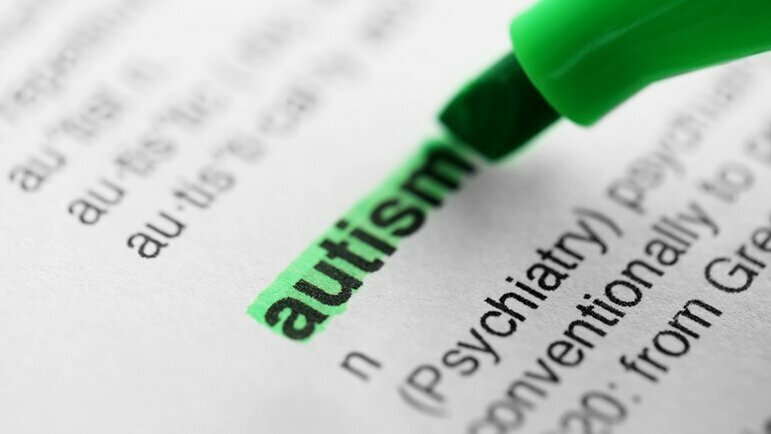 Dental News - Dental desensitization protocols support children with autism