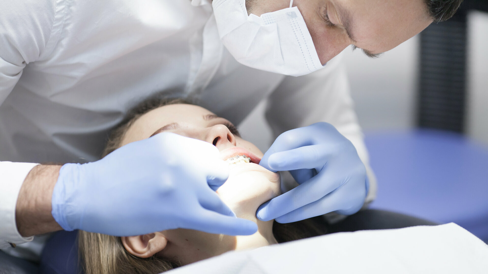 Dental News - Novel adhesive patch helps treat oral lichen planus and ...